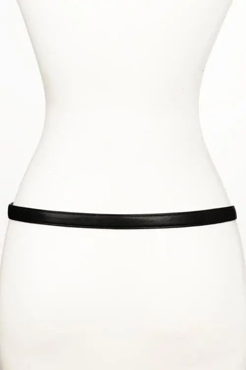 RAINA BELTS Lauren Leaf Buckle Leather Belt - Black