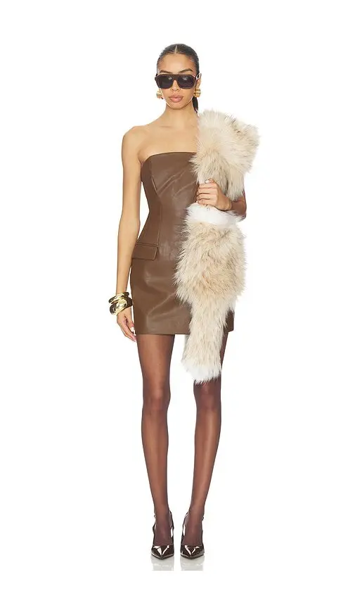 AKNVAS Faux Fur Cream Boa In Cream - Creme