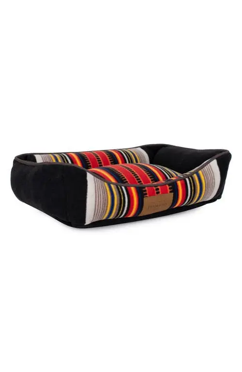Pendleton Fleece Kuddler Pet Bed - Acadia