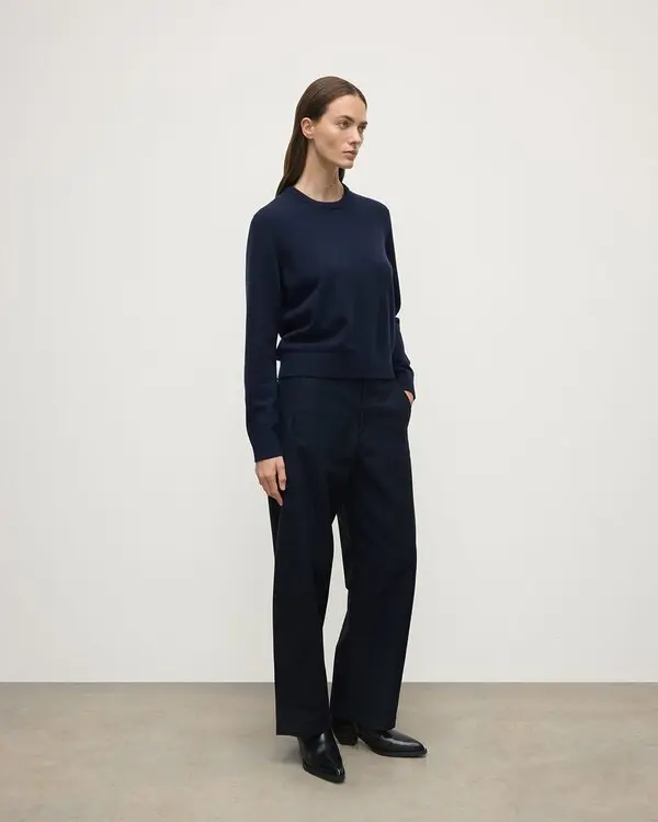 Johnstons Of Elgin Classic Cashmere Round Neck Jumper - Navy