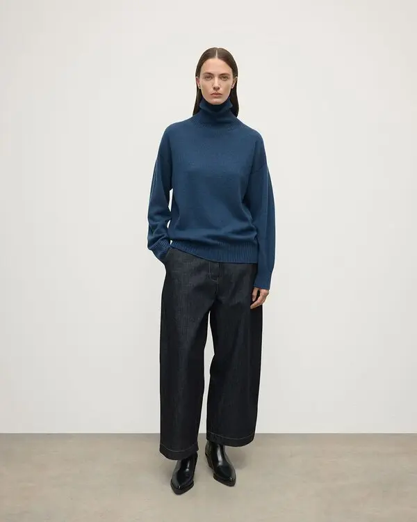 Johnstons Of Elgin Cashmere Roll Neck Jumper - Navy