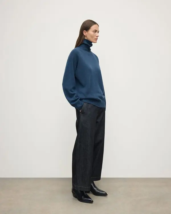 Johnstons Of Elgin Cashmere Roll Neck Jumper - Navy