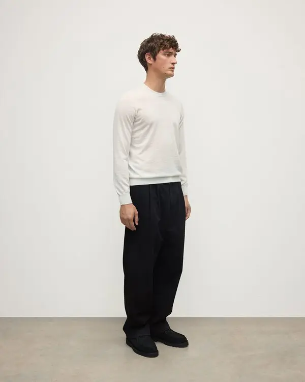 Johnstons Of Elgin Superfine Cashmere Round Neck Jumper