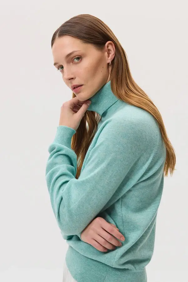 Johnstons Of Elgin Classic Cashmere Roll Neck Jumper - Green