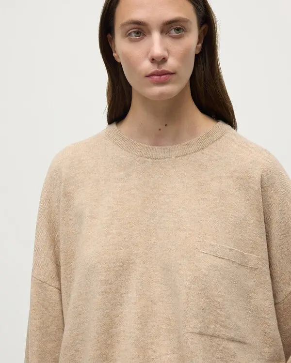Johnstons Of Elgin Slouch Cashmere Jumper With Pocket - Natural