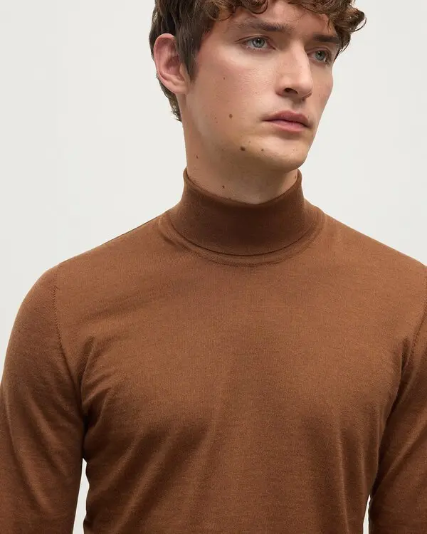 Johnstons Of Elgin Cashmere Roll Neck Jumper