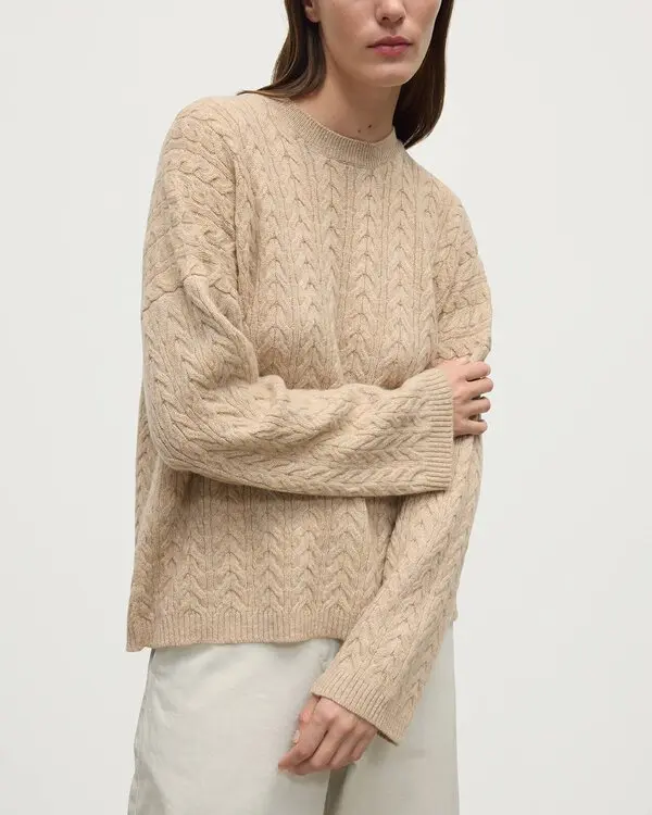 Johnstons Of Elgin Cable Knit Cashmere Jumper