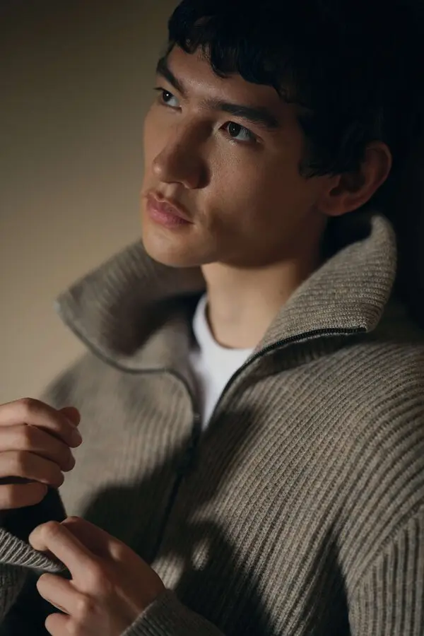 Johnstons Of Elgin Ribbed Cashmere Zip Neck Jumper