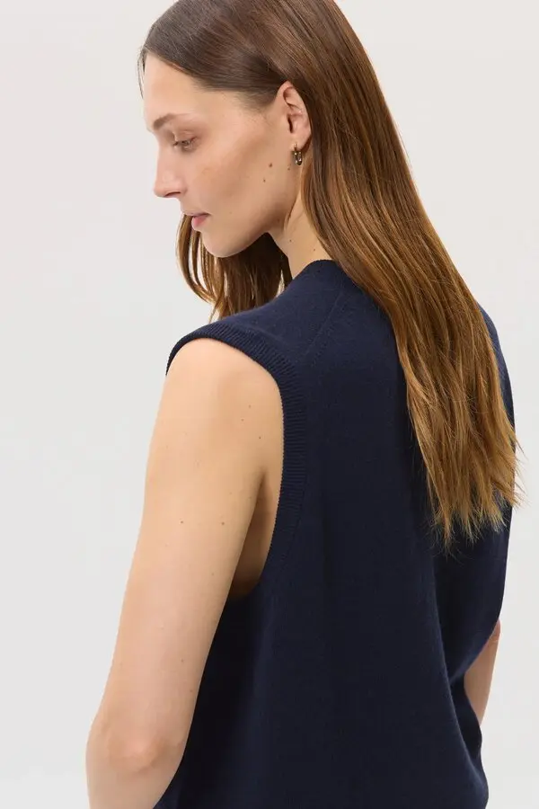 Johnstons Of Elgin Cashmere Tank