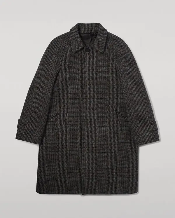 Johnstons Of Elgin The Balmacaan Coat