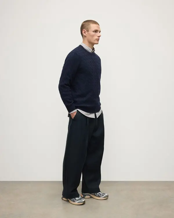 Johnstons Of Elgin Cable Knit Cashmere Jumper