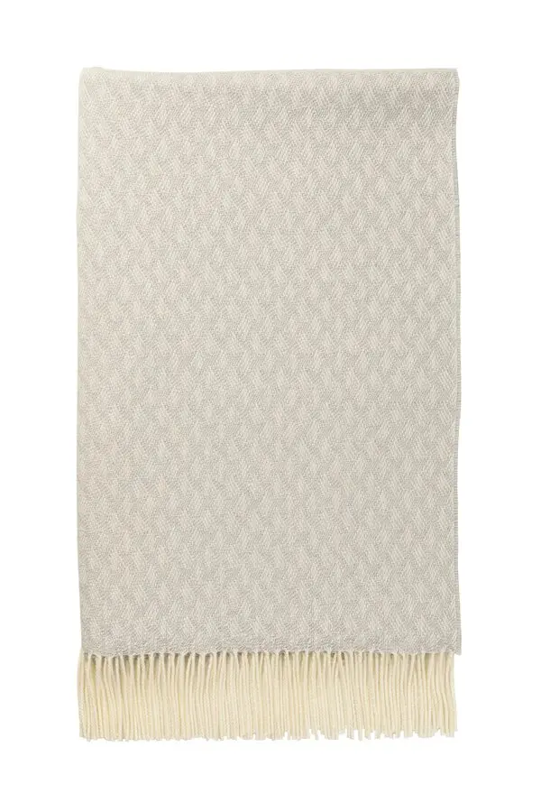 Johnstons Of Elgin Trellis Weave Merino Bed Throw In Silver