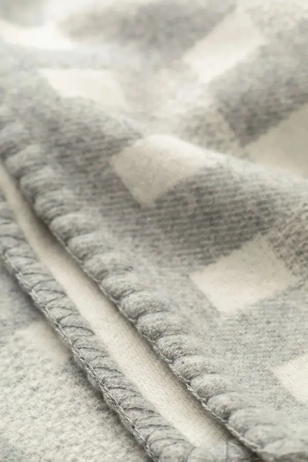 Johnstons Of Elgin Blanket Stitched Basketweave Throw In Light