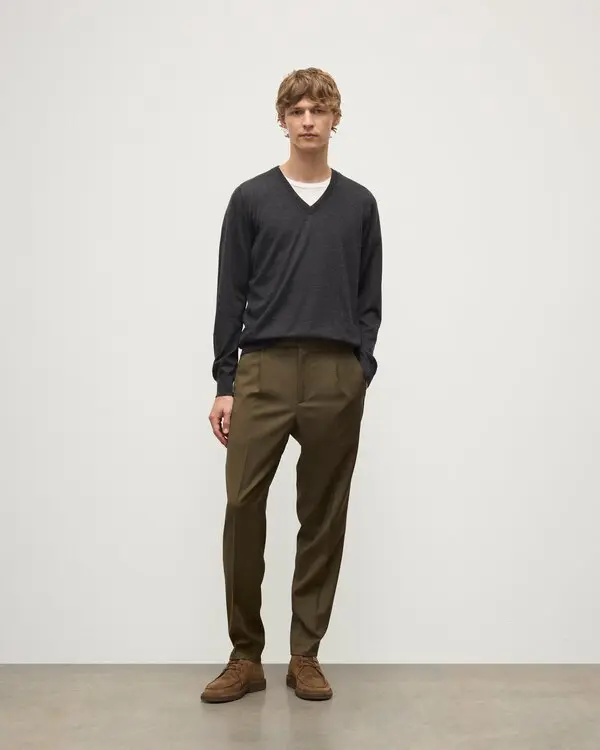Johnstons Of Elgin Fin V-neck Superfine Cashmere Jumper - Grey
