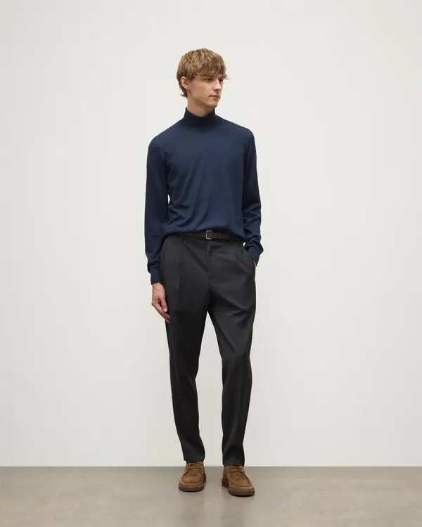 Johnstons Of Elgin Fin Cashmere Roll Neck Jumper - Navy
