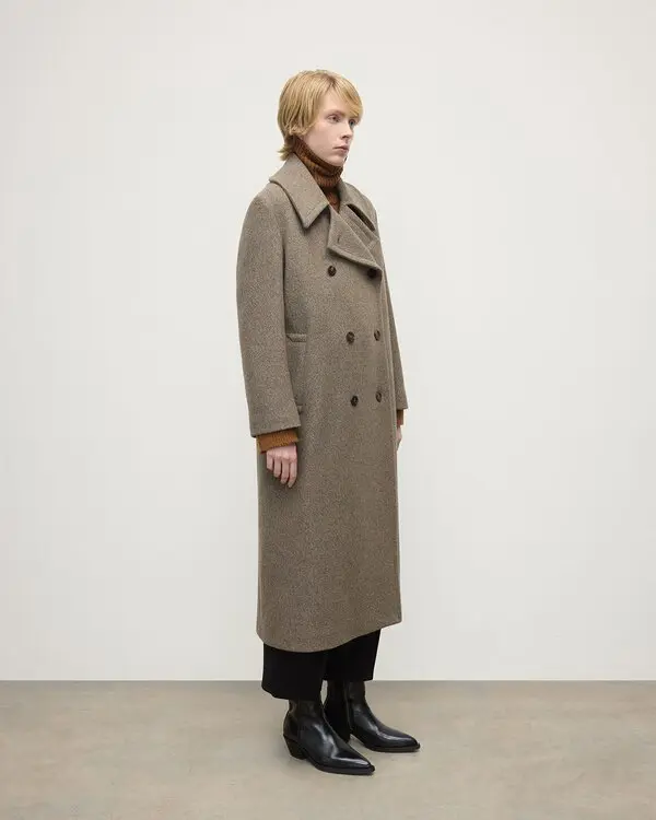 Johnstons Of Elgin The Great Coat