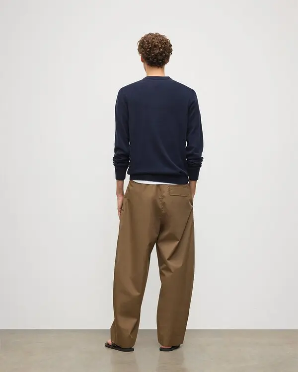 Johnstons Of Elgin Classic Cashmere V-neck Jumper - Navy