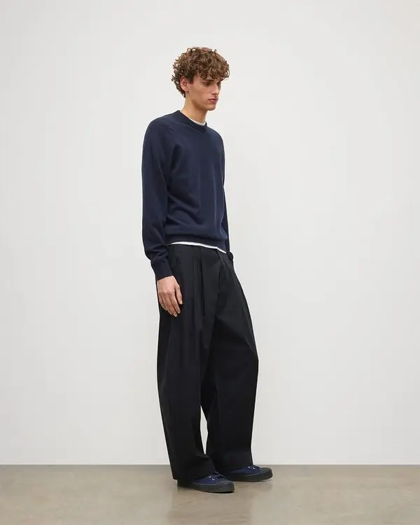 Johnstons Of Elgin Cashmere Crew Neck Jumper - Navy