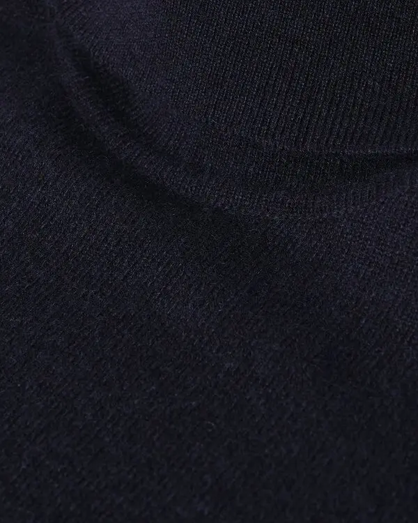 Johnstons Of Elgin Cashmere Roll Neck Jumper - Navy