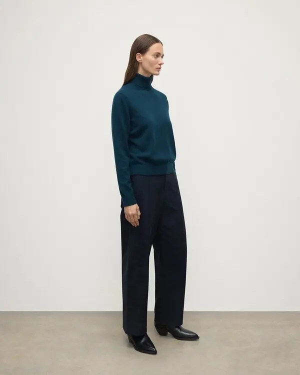 Johnstons Of Elgin Classic Cashmere Roll Neck Jumper - Green