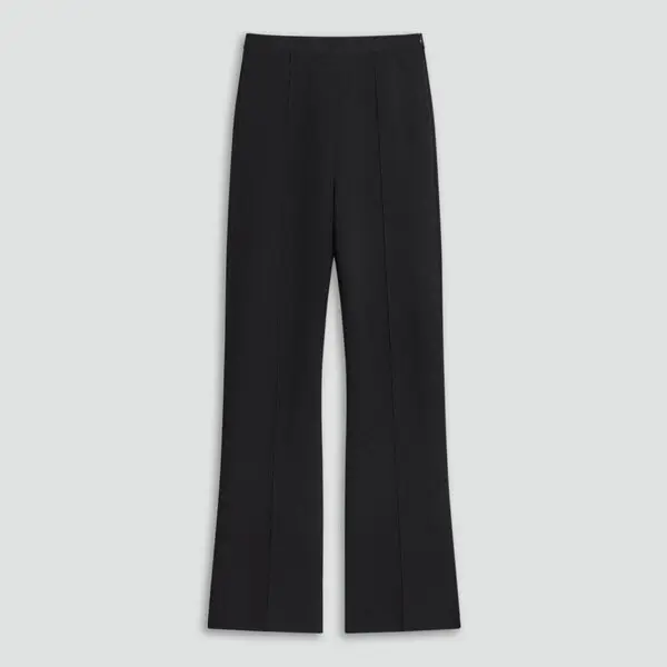 Theory Kick Pant In Crepe Knit - Black