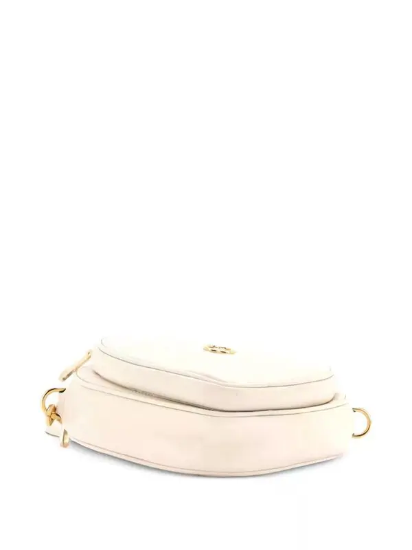 Gucci Interlocking G Heart Diagonal Quilted Leather Mini Shoulder Bag - Neutrals