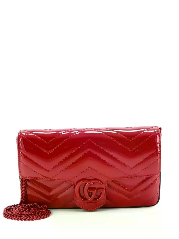 Gucci Gg Marmont Flap Bag Matelasse Patent Mini Crossbody Bag - Red