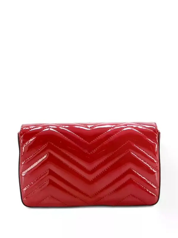 Gucci Gg Marmont Flap Bag Matelasse Patent Mini Crossbody Bag - Red