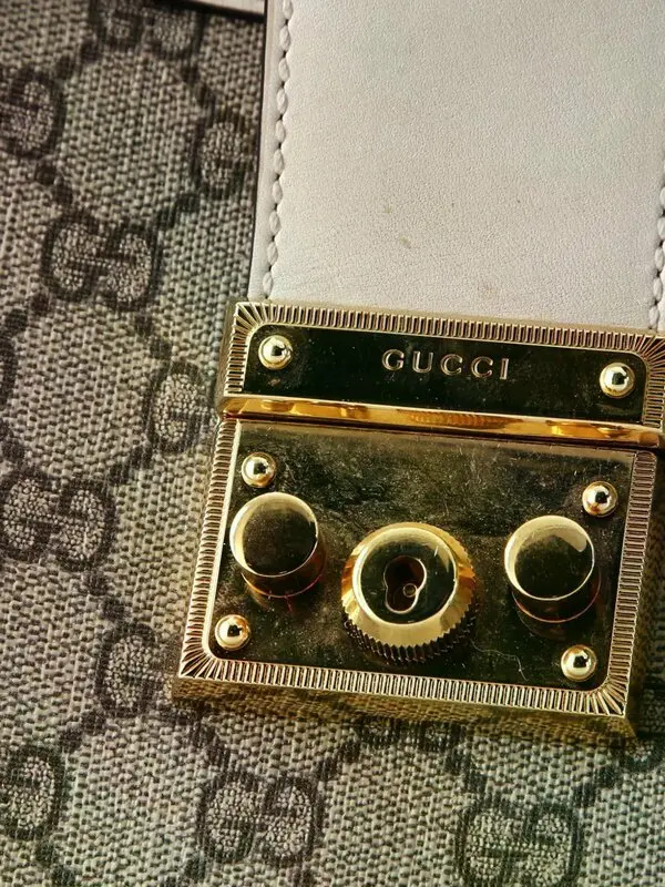 Gucci Padlock Chain Gg Coated Canvas With Leather Medium Tote Bag