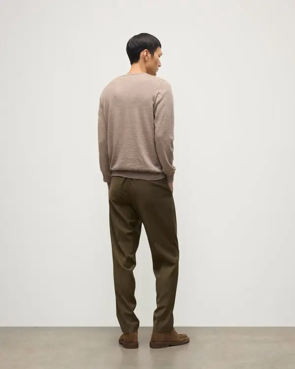 Johnstons Of Elgin Fin Light Superfine Cashmere Jumper - Brown