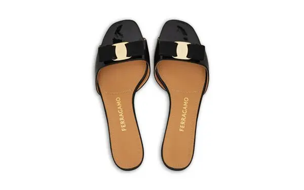 FERRAGAMO Leather Heeled Sandals - Nero
