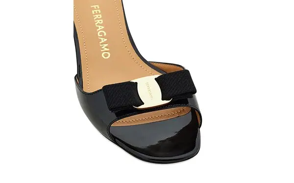FERRAGAMO Leather Heeled Sandals - Nero