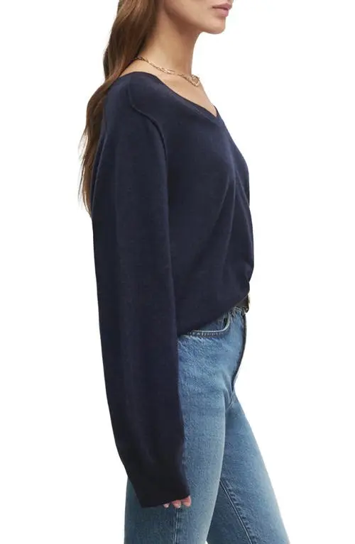 FAVORITE DAUGHTER The Ryann V-neck Cashmere Sweater - Navy