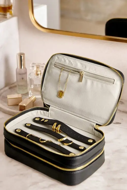 KATIE LOXTON Jewelry And Accessories Travel Case