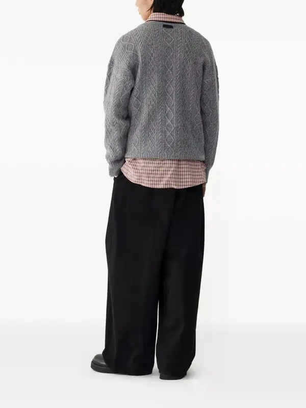 STUDIO TOMBOY Cable Knit V-neck Sweater