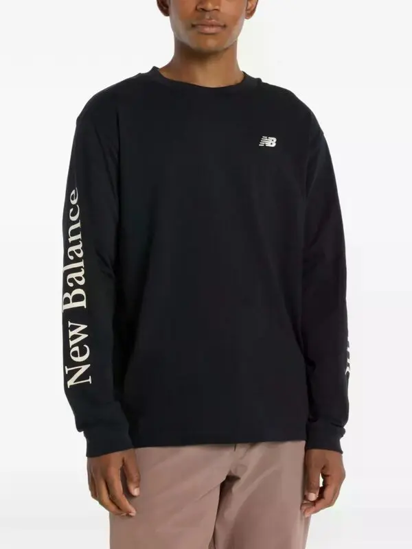 NEW BALANCE Long-sleeve T-shirt