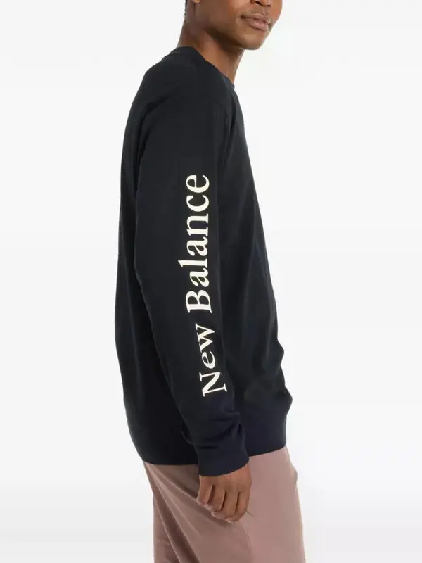 NEW BALANCE Long-sleeve T-shirt