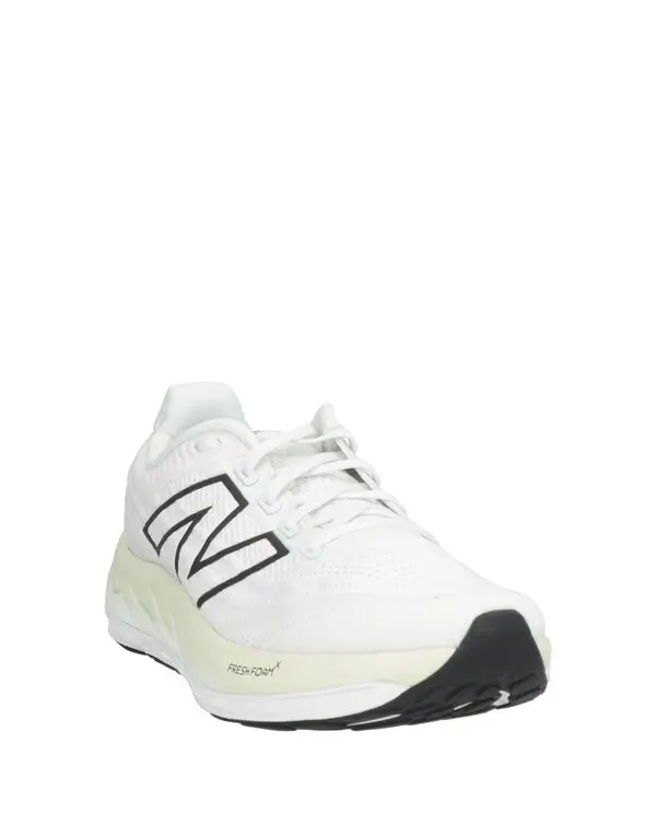 NEW BALANCE Vongo Sneakers - White