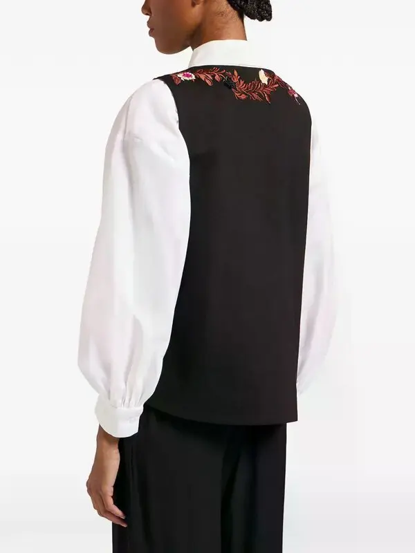 La DoubleJ Scala Floral V-neck Top