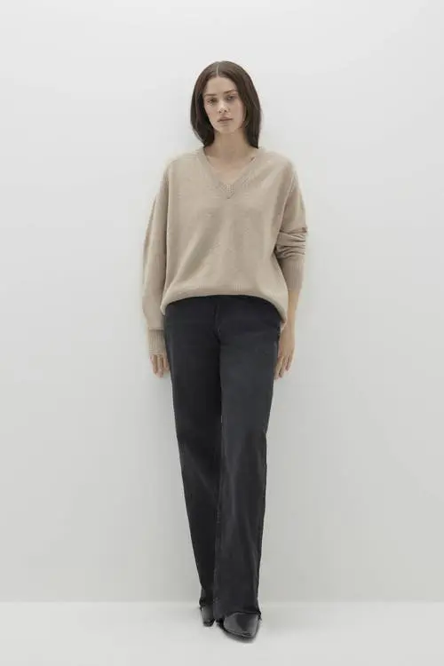 Naked Cashmere Sydney V-neck Cashmere Sweater - Flax