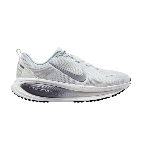 Nike Vomero 18 Sneakers