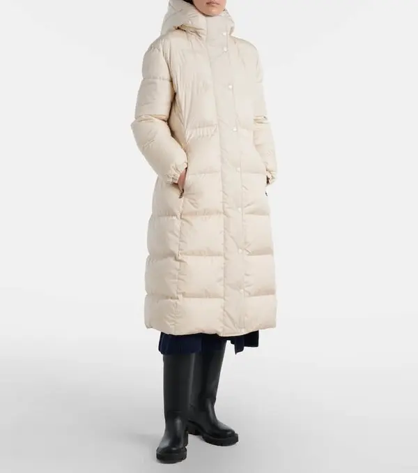 Moncler Chamer Hooded Down Coat
