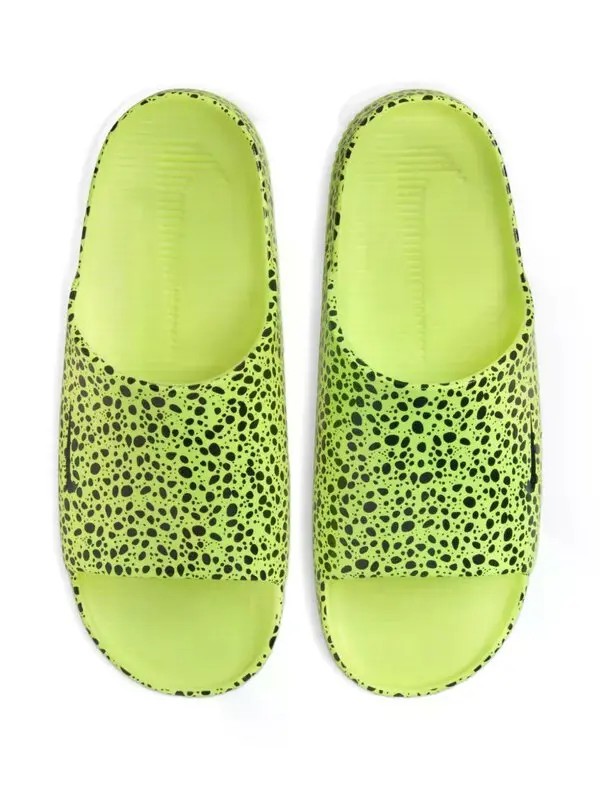 Nike Calm Electric Slide