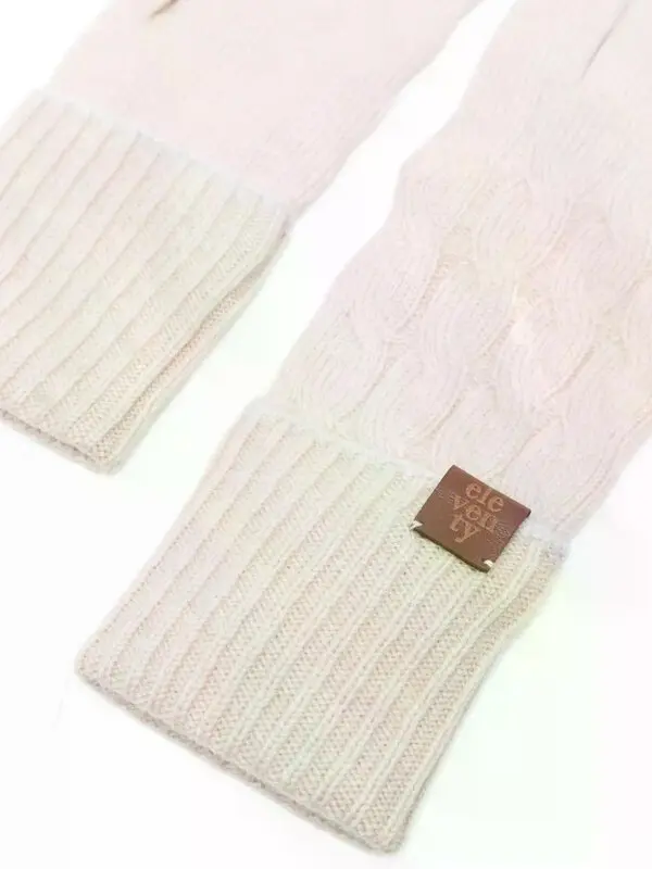 Eleventy Cable-knit Cashmere Gloves