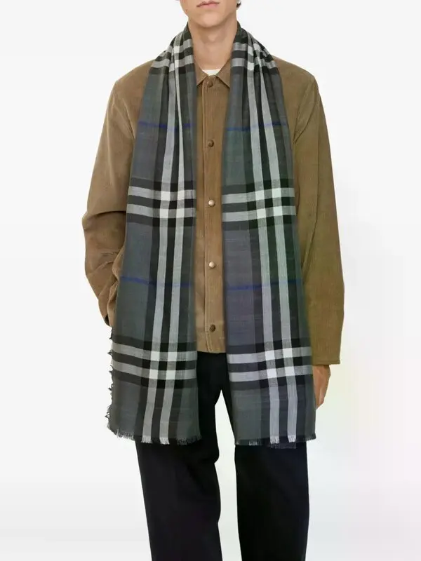 Burberry Checked Frayed Scarf