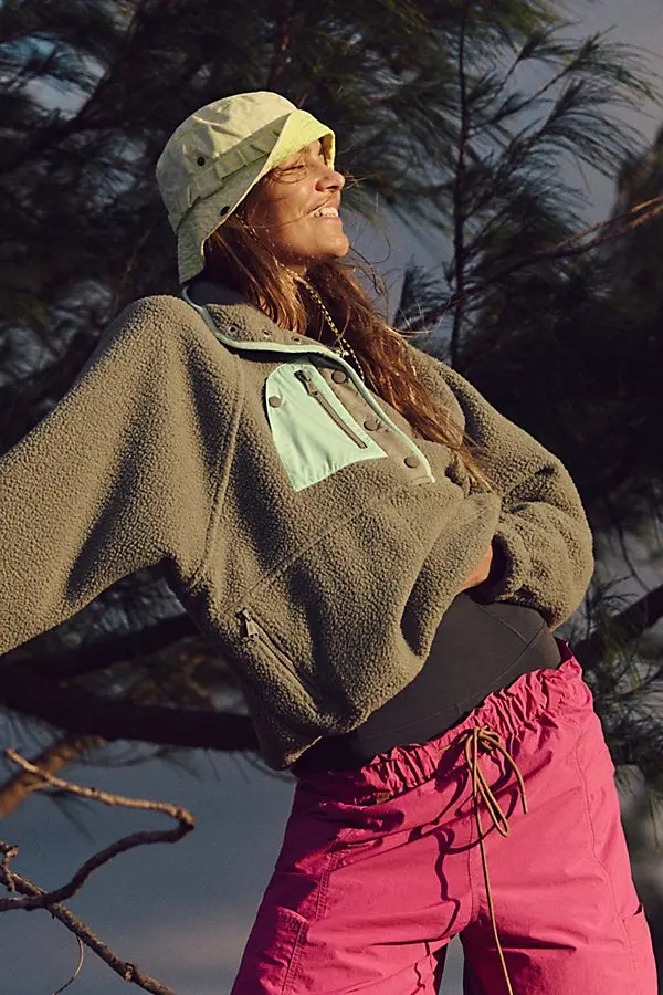 Free People Hit The Slopes Colorblock Fleece Pullover - Sage Stone Combo