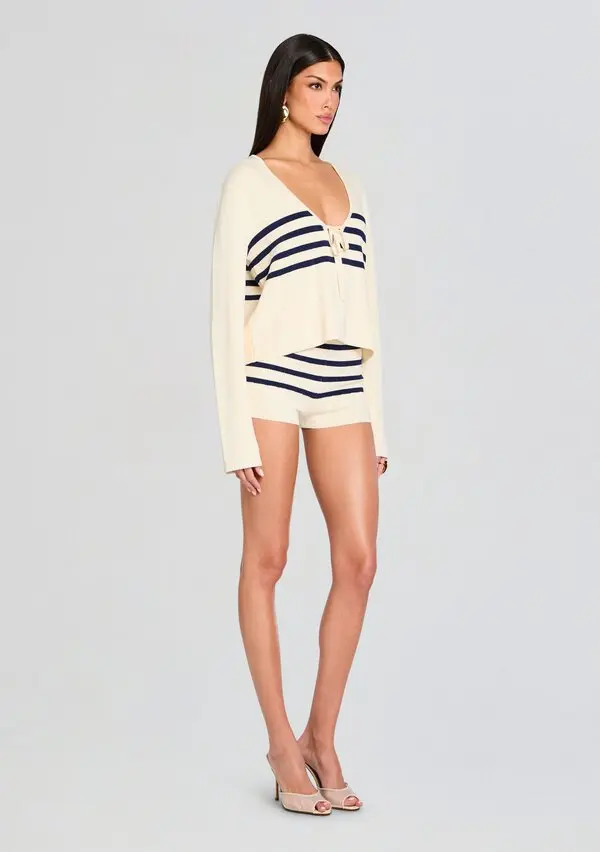 SEROYA Chrys Sweater - Eggshell/navy