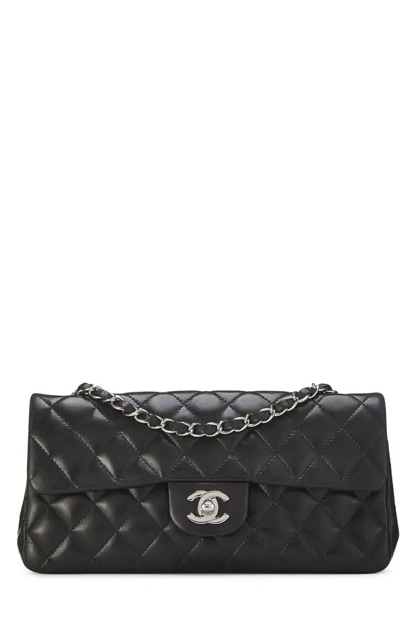Chanel East/west Lambskin Shoulder Bag - Black