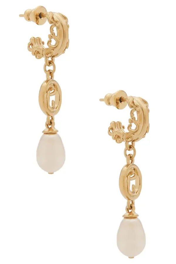 Chloé Drop Earrings In Metallic Gold - Gold & Pearly