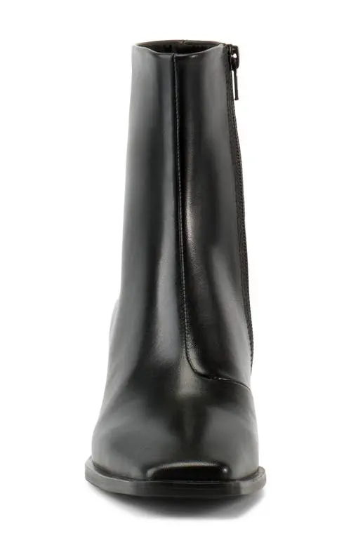 VAGABOND SHOEMAKERS Fay Leather Ankle Bootie